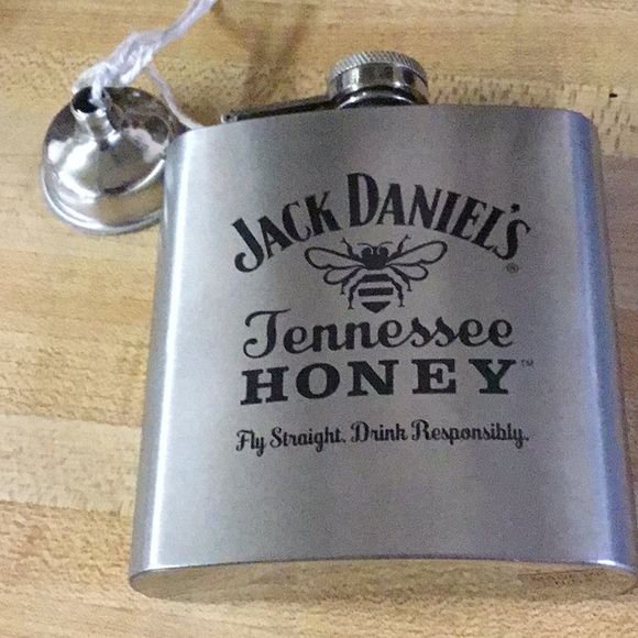 Jack Daniels | Accessories | New Jack Daniels Honey Flask And Fennel ...